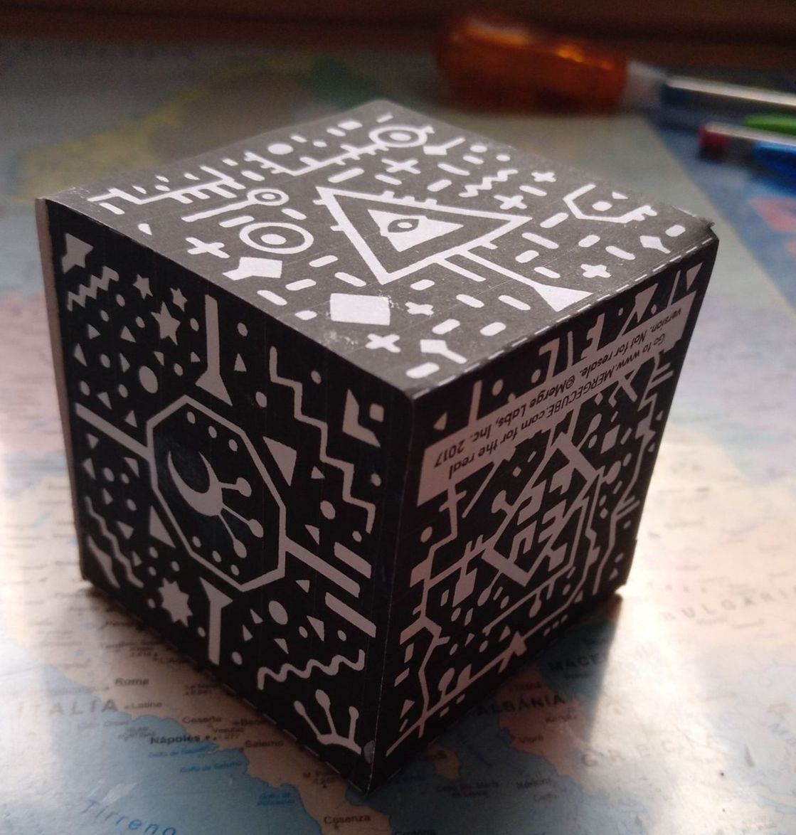 Merge Cube